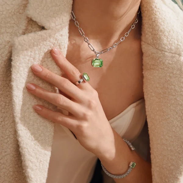 Lydia Ring Rhodium Peridot - Caroline Svedbom - 1-2 dagars leverans