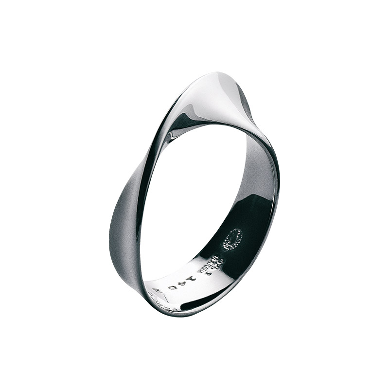 Möbius Ring • Georg Jensen • Snabba & trygga leveranser