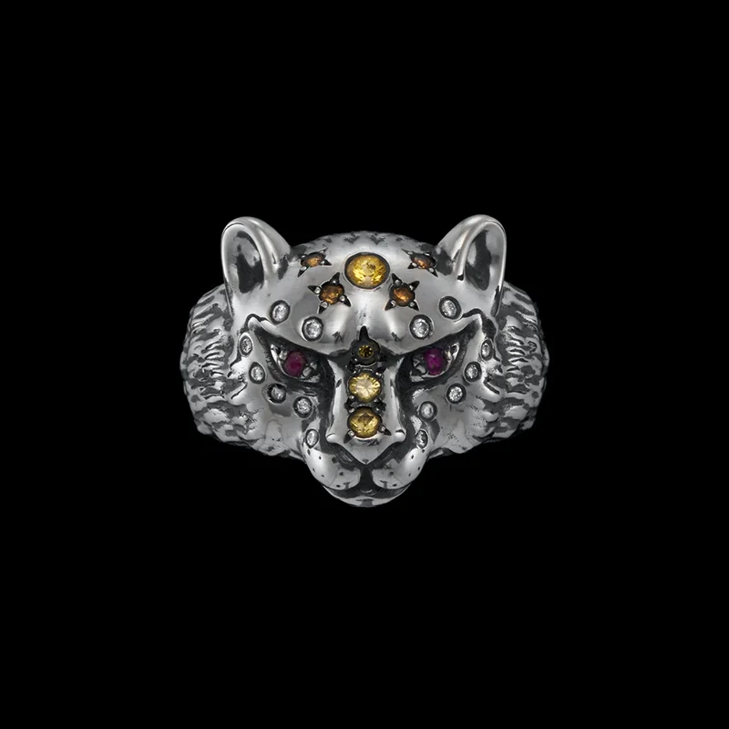 Empress Ring • Maria Nilsdotter • Fri Frakt