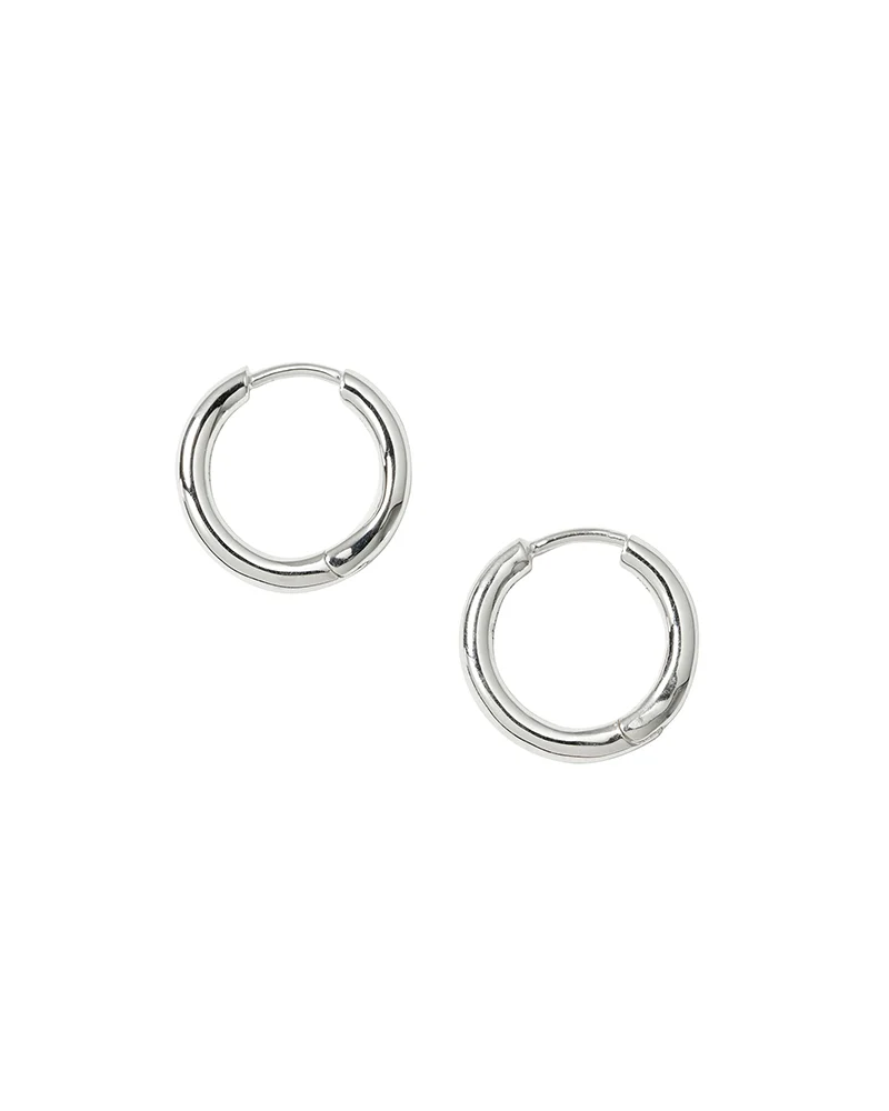 Beloved Fat Medium Hoops Silver • Syster P • Snabb leverans & Gratis ...