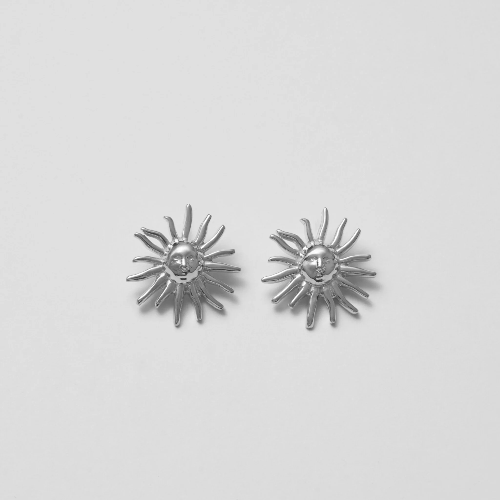 Helios Earrings Silver • 1-2 dagars leverans • Gratis inslagning